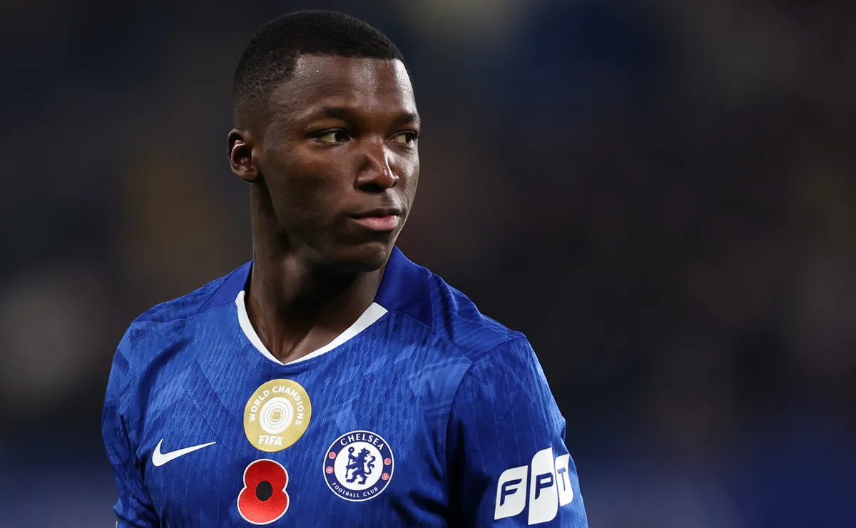 Chris Farnell, representante de Moisés Caicedo, inhabilitado en ...