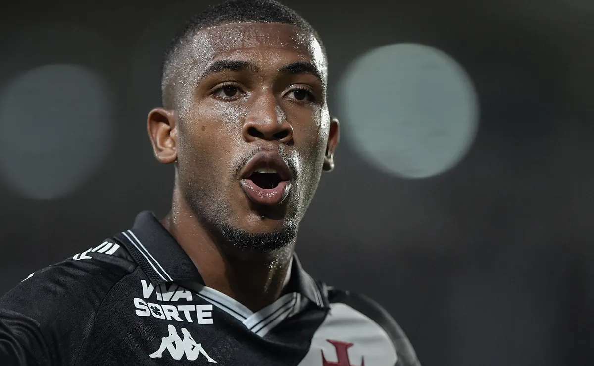 Barcelona formaliza oferta oficial para contratar Rayan
